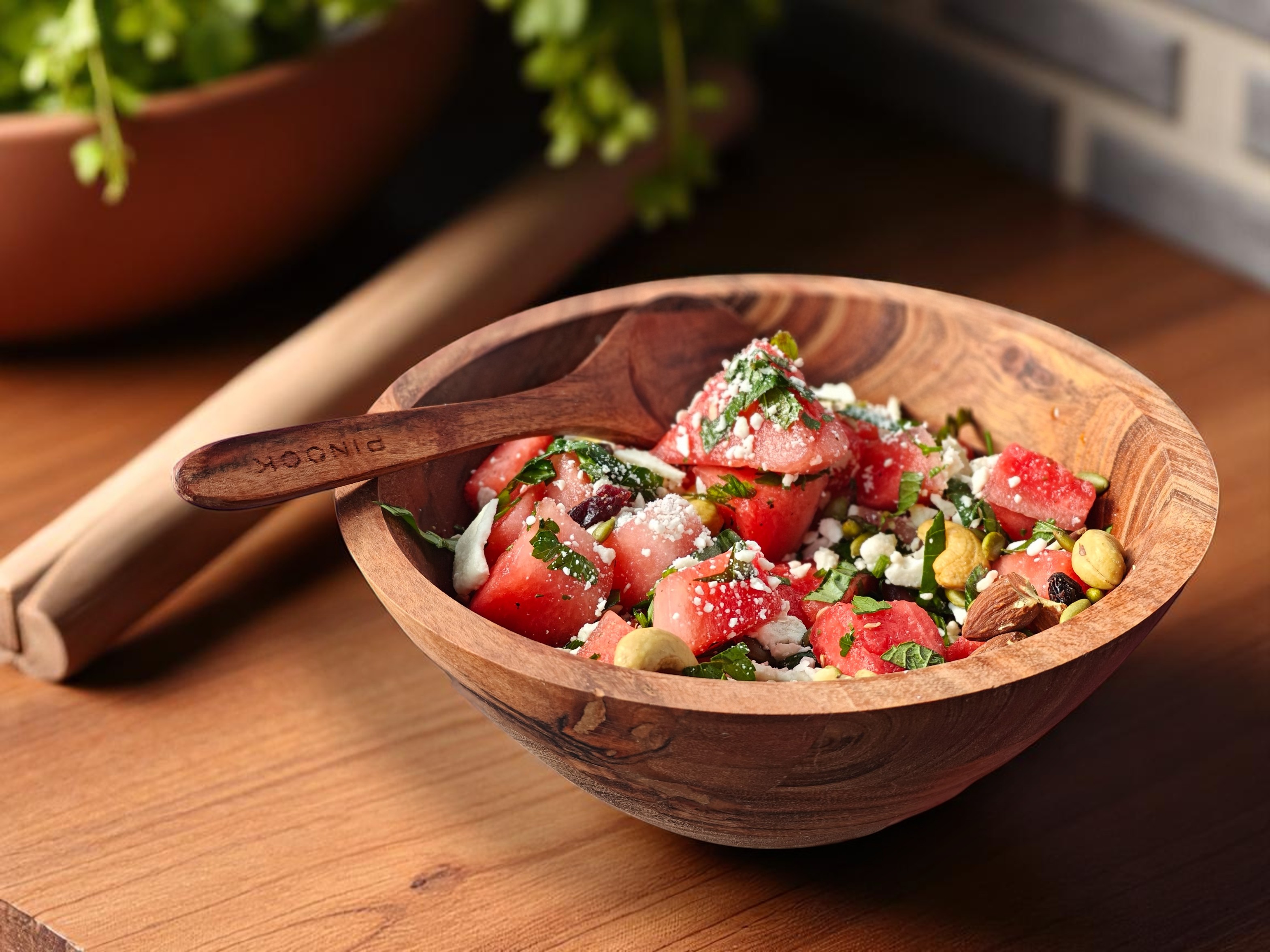 Know your wood: Antibacterial and antifungal properties